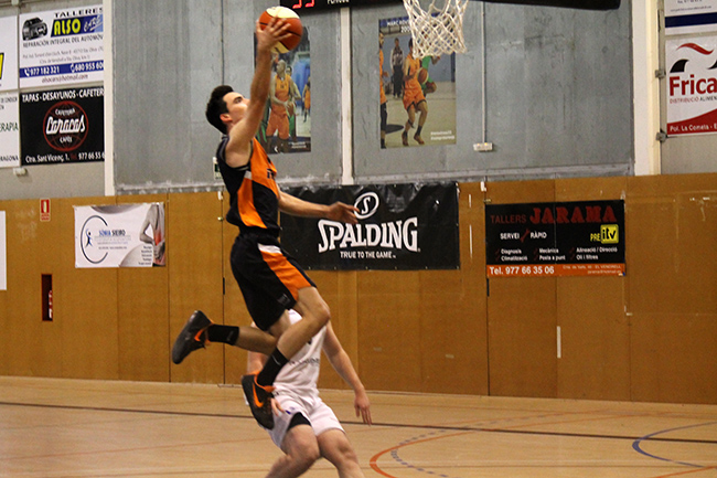 L'AB Vendrell suma una victòria necessària i fa un pas més cap a la ...