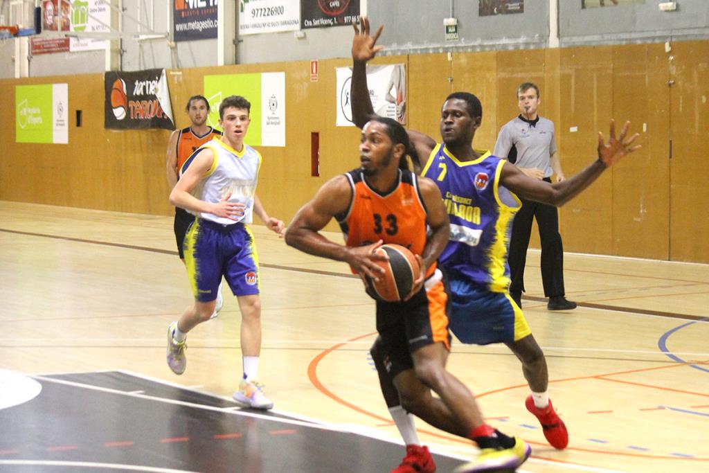 L'AB Vendrell sap jugar els últims minuts, per sumar una nova victòria